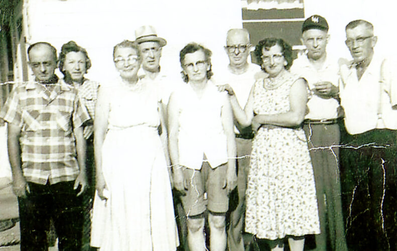 Bowes family photo | News, Sports, Jobs - The Express